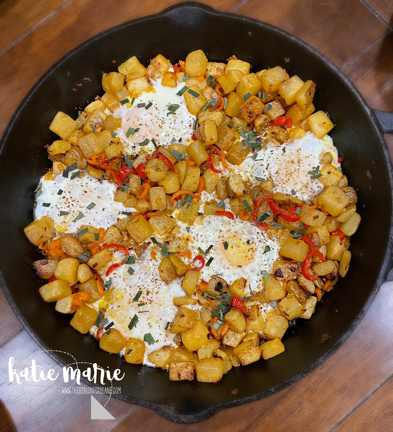 Breakfast hash – {the girl on foxy lane}