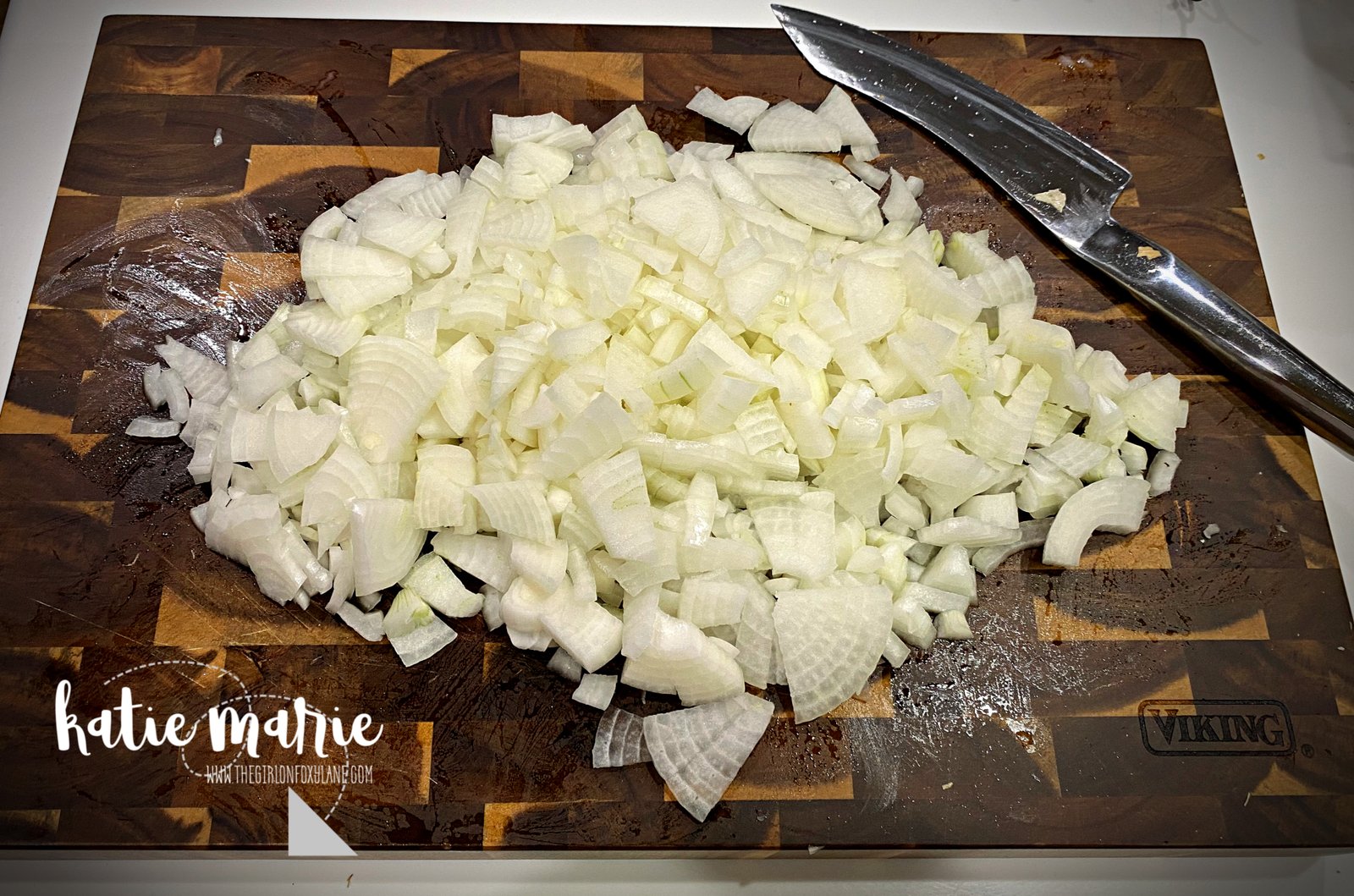 Chopped Onion – {the girl on foxy lane}