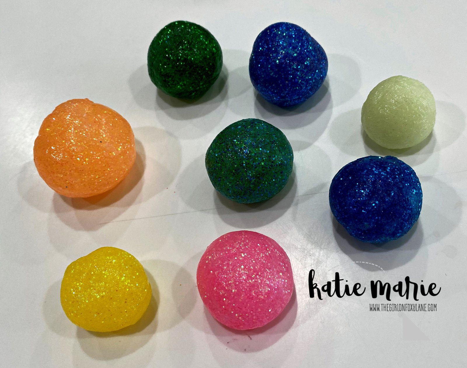 DIY: Bouncy Balls – {the girl on foxy lane}